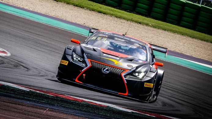 Thomas Neubauer se lleva la última pole del GTWC Europe en Misano ...