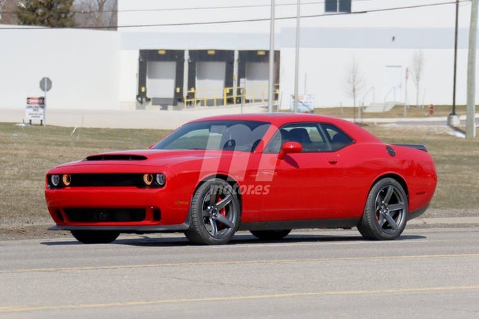 El nuevo Dodge Challenger Hellcat Drag Pack al descubierto - Motor.es