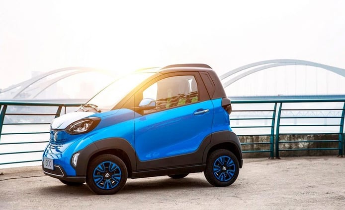 El pequeño coche eléctrico Baojun E100 se actualiza y mejora su ...