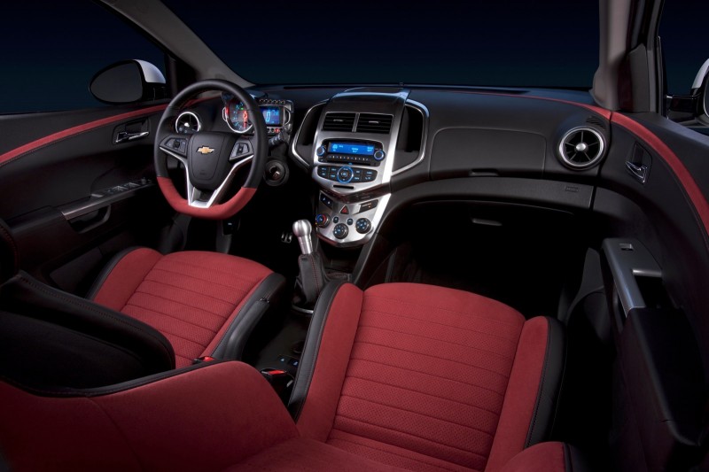 SEMA 2011: Chevrolet Cruze y Aveo Z-Spec y Dusk