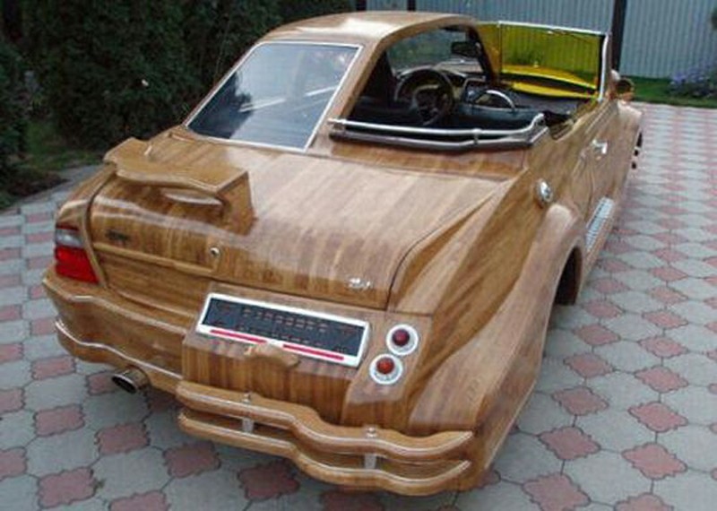 Rareza del día: Un coche de madera con dos diseños