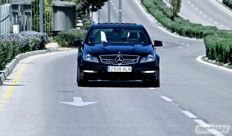 Mercedes Clase C 63 AMG. Lobo con piel de cordero