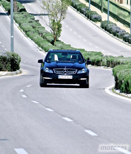 Mercedes Clase C 63 AMG. Lobo con piel de cordero