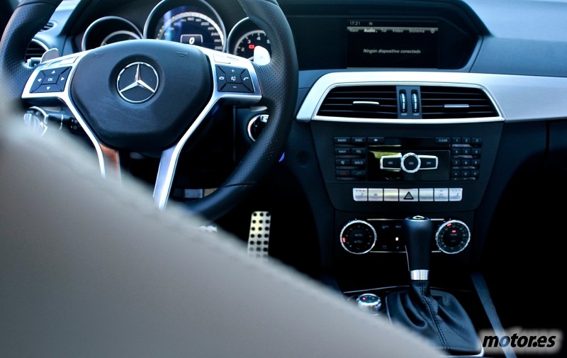 Mercedes Clase C 63 AMG. Lobo con piel de cordero