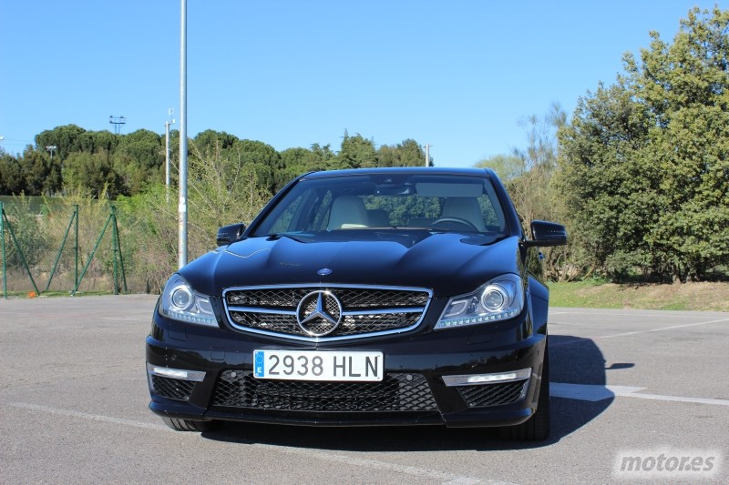 Mercedes Clase C 63 AMG. Lobo con piel de cordero