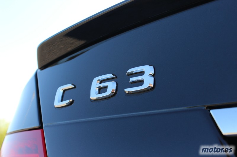 Mercedes Clase C 63 AMG. Lobo con piel de cordero