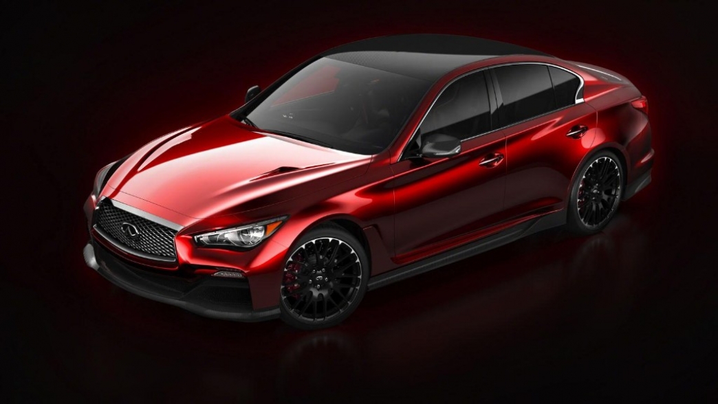 Infiniti Q50 Eau Rouge, al descubierto en una nueva imagen