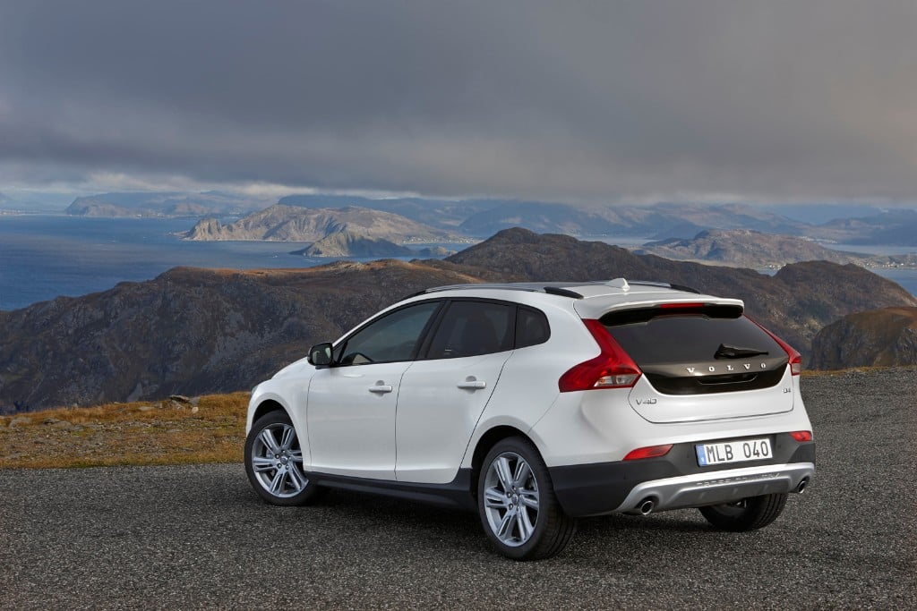 Volvo V40 D4, nuevo motor diésel Drive-E con 190 CV y consumos de récord