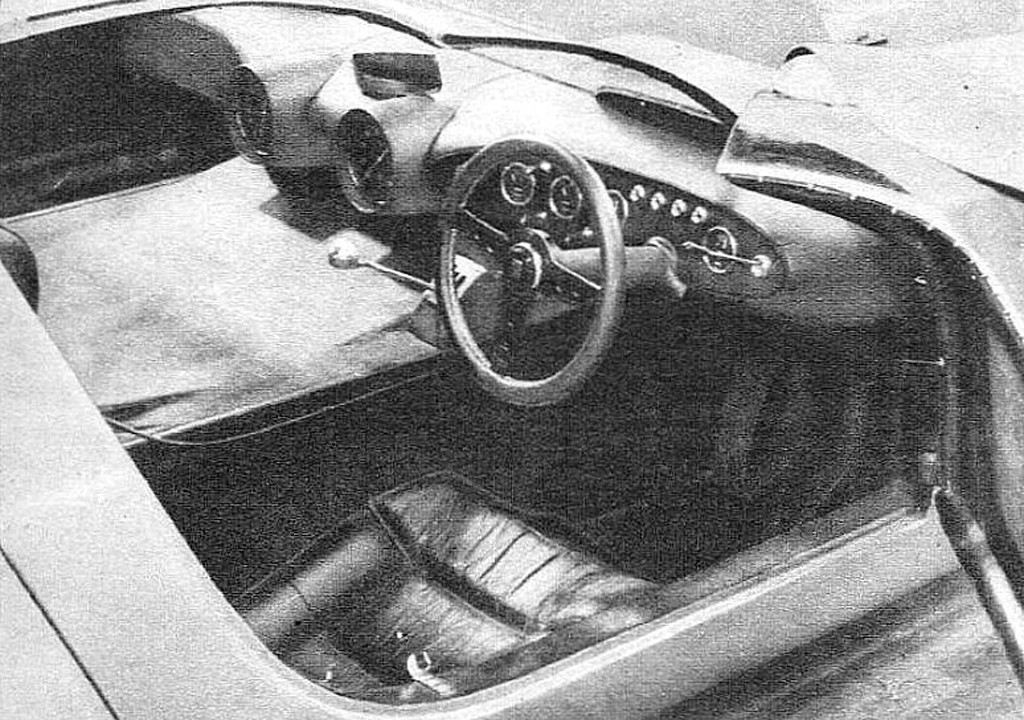 OSI Silver Fox, el coche partido en dos