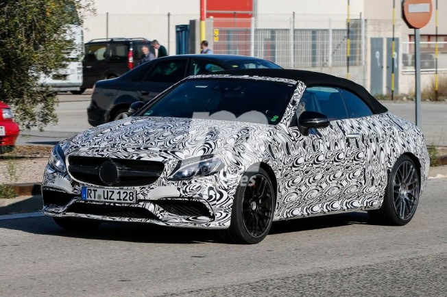 Los nuevos Mercedes AMG C43 Cabrio y C63 Cabrio en fotos espía - Motor.es