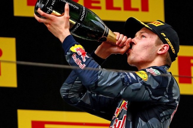 GP China: Red Bull logra un podio y 'el pilotaje de una vida' - Motor.es