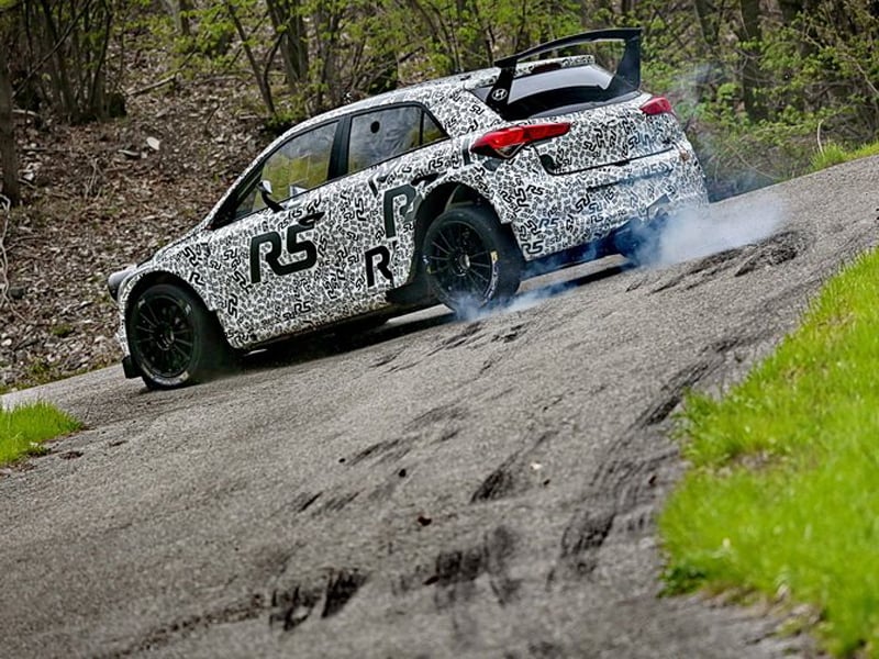 El Hyundai i20 R5 da un paso más hacia su homologación