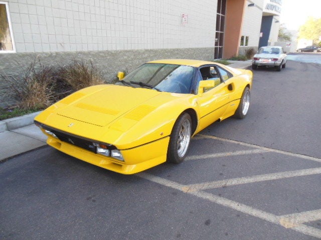 Los raros y veteranos Ferrari amarillos: el último 288 GTO prototipo ...