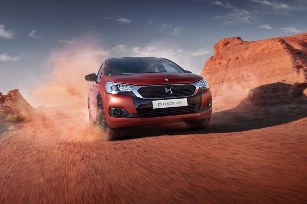 DS 4 Crossback Terre Rouge: una edición limitada con un toque deportivo ...