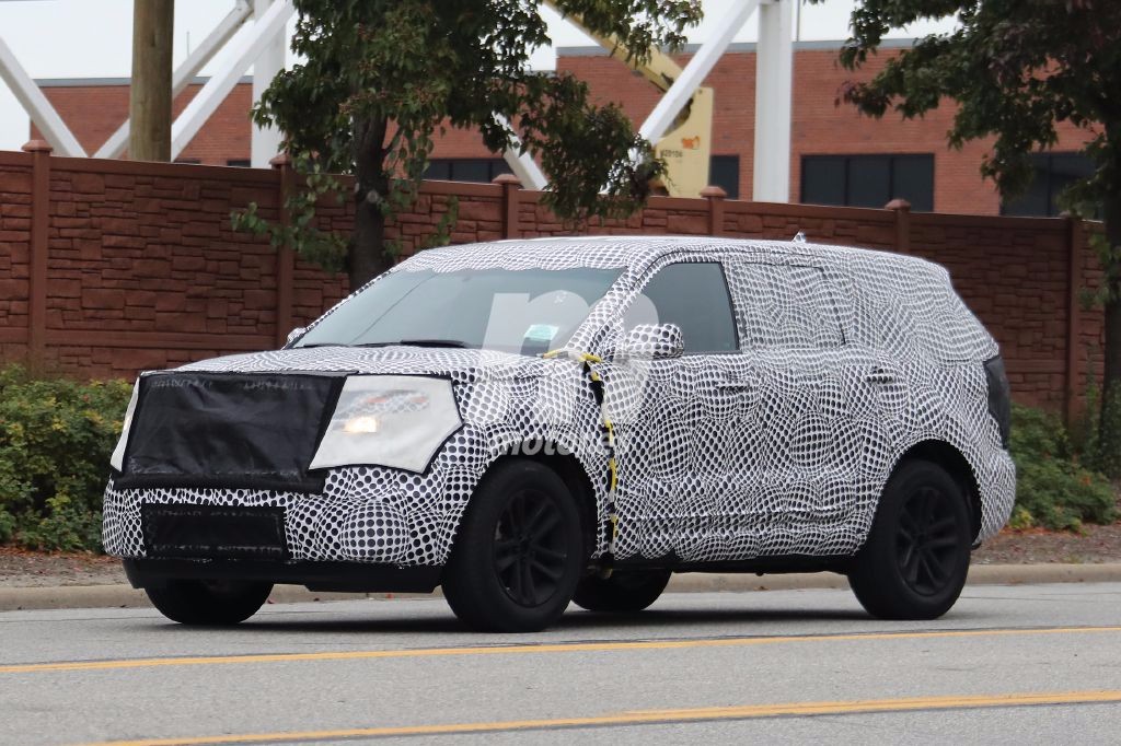Ford Explorer: las primeras imágenes de sus mulas de pruebas