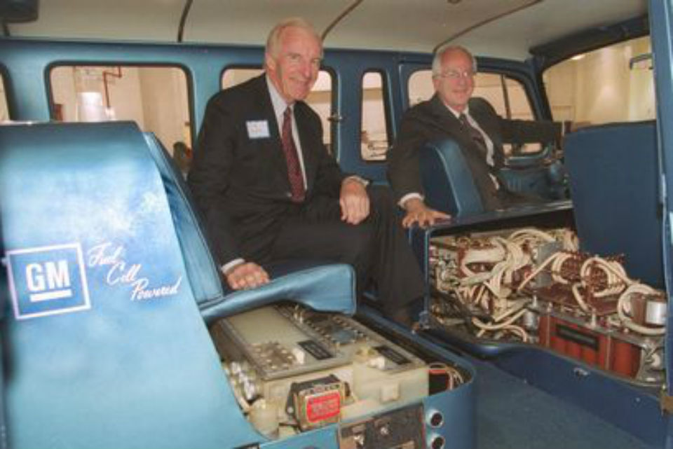 GM Electrovan: Se cumplen 50 años del primer prototipo de pila de ...