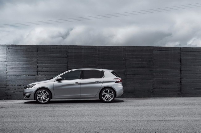 Peugeot 308 Style S: el compacto francés también se beneficia de más ...