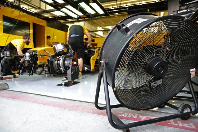 Renault probará el nuevo MGU-K en el test de Bahrein - Motor.es