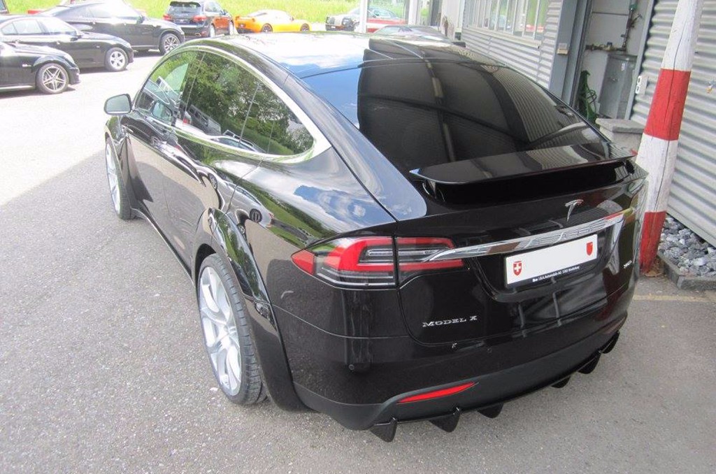 FAB Design presenta su nuevo kit de carrocería para el Tesla Model X