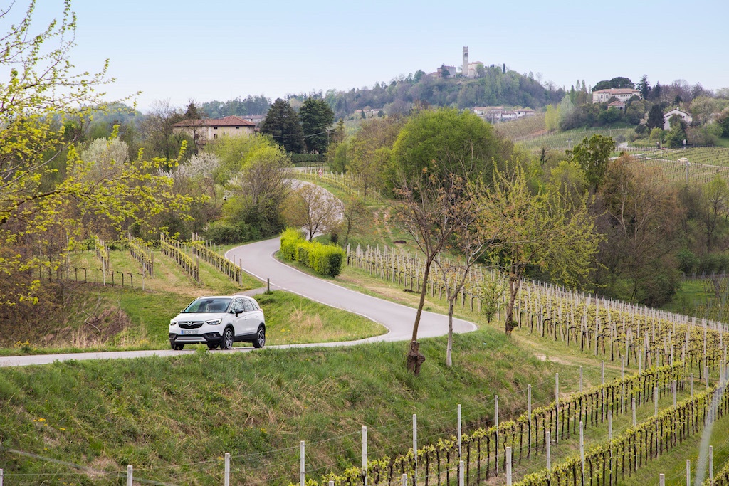 Prueba Opel Crossland X 1.6 Diésel 120 CV, estilo en formato compacto (con vídeo)