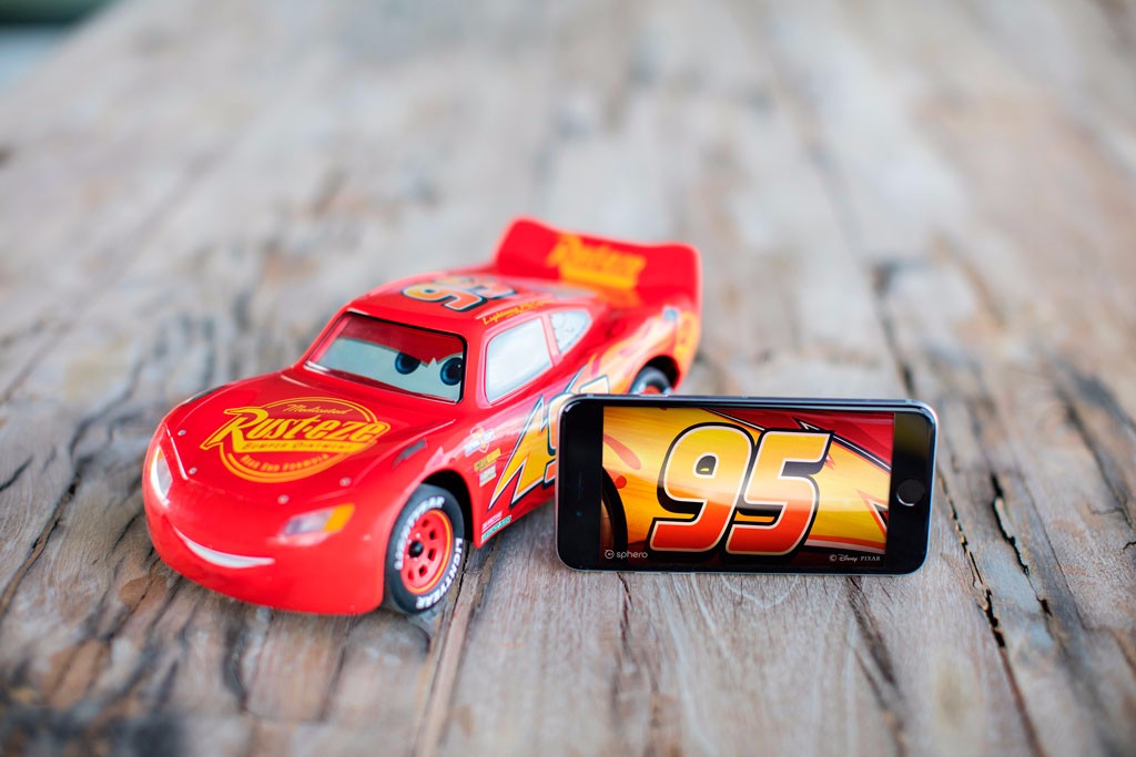 Rayo McQueen De Sphero El Coche Teledirigido Definitivo Motor es Rayo McQueen De Sphero El Coche Teledirigido Definitivo Motor es