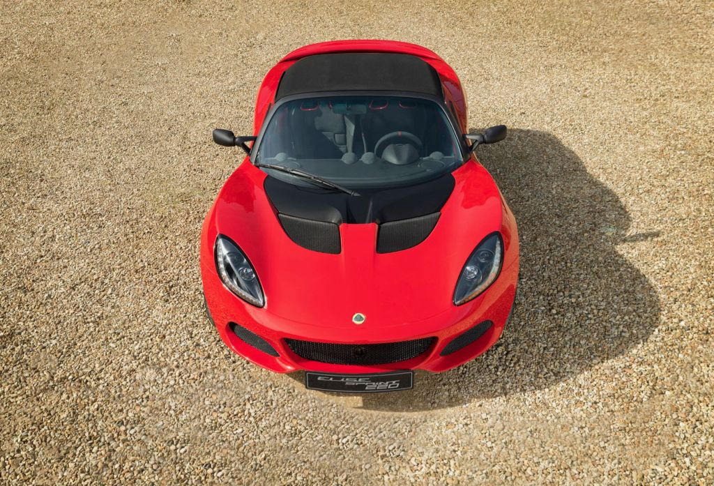 Lotus logra volver a los beneficios por primera vez en años