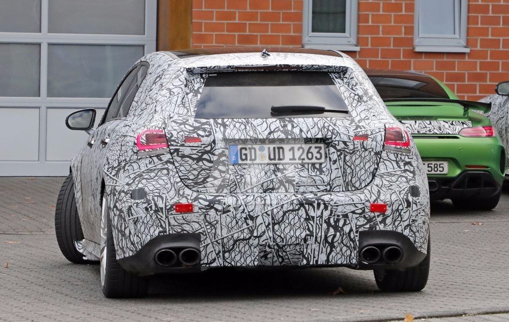 Primeras fotos espías del Mercedes A50 AMG, la versión tope de gama del ...