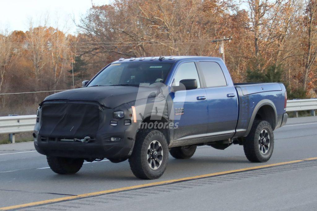 RAM Power Wagon 2018: cazamos la actualización del RAM off-road