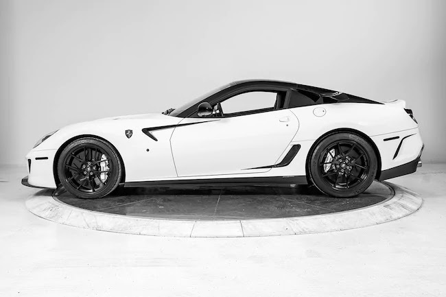 Uno de los raros Ferrari 599 GTO con pack aerodinámico XX a la venta