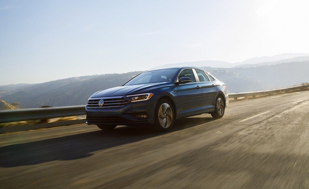 Volkswagen Jetta 2018: renovación completa para la popular berlina