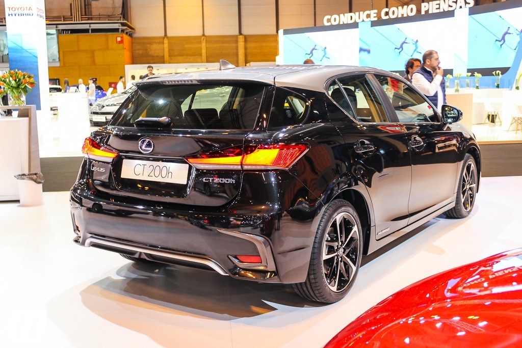 Lexus CT 200h Black & Grey Edition, más elegante el compacto híbrido en ...