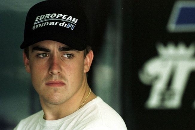 La carta de Alonso al joven Fernando que debutó en 2001 - Motor.es