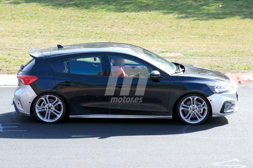 Asómate al nuevo interior modificado del Ford Focus ST 2019