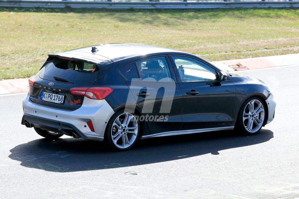 Asómate al nuevo interior modificado del Ford Focus ST 2019