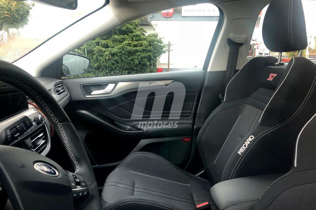 Asómate al nuevo interior modificado del Ford Focus ST 2019