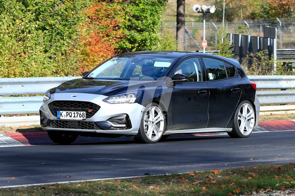 Asómate al nuevo interior modificado del Ford Focus ST 2019