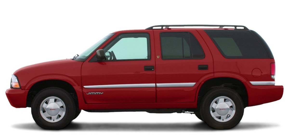 Un informe asegura que el GMC Jimmy volverá como rival del Ford Bronco