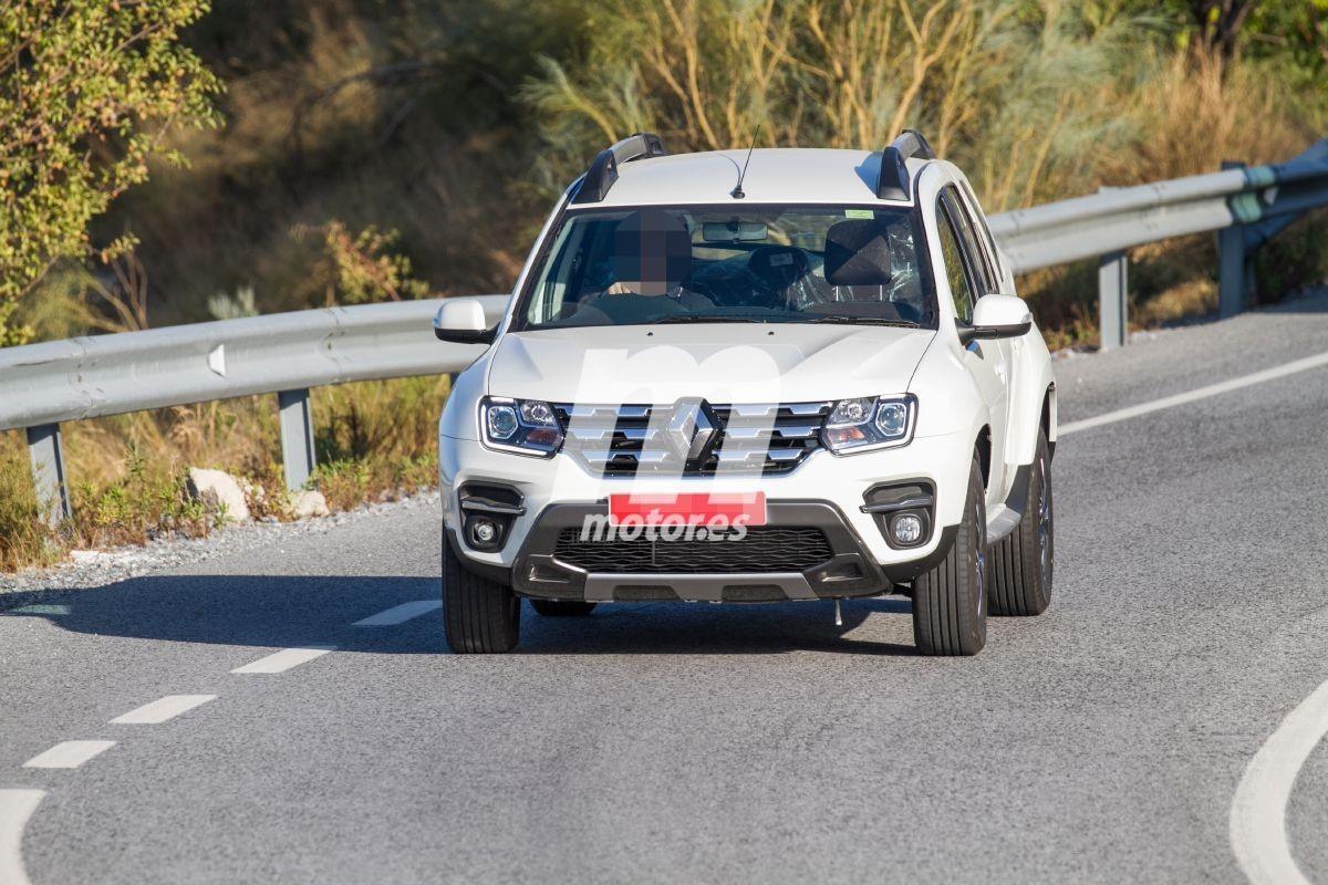 El nuevo Dacia Duster vendido en la India como Renault se deja ver en ...