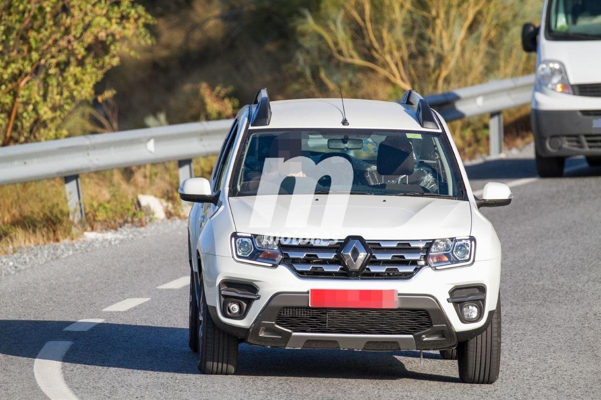 El nuevo Dacia Duster vendido en la India como Renault se deja ver en ...