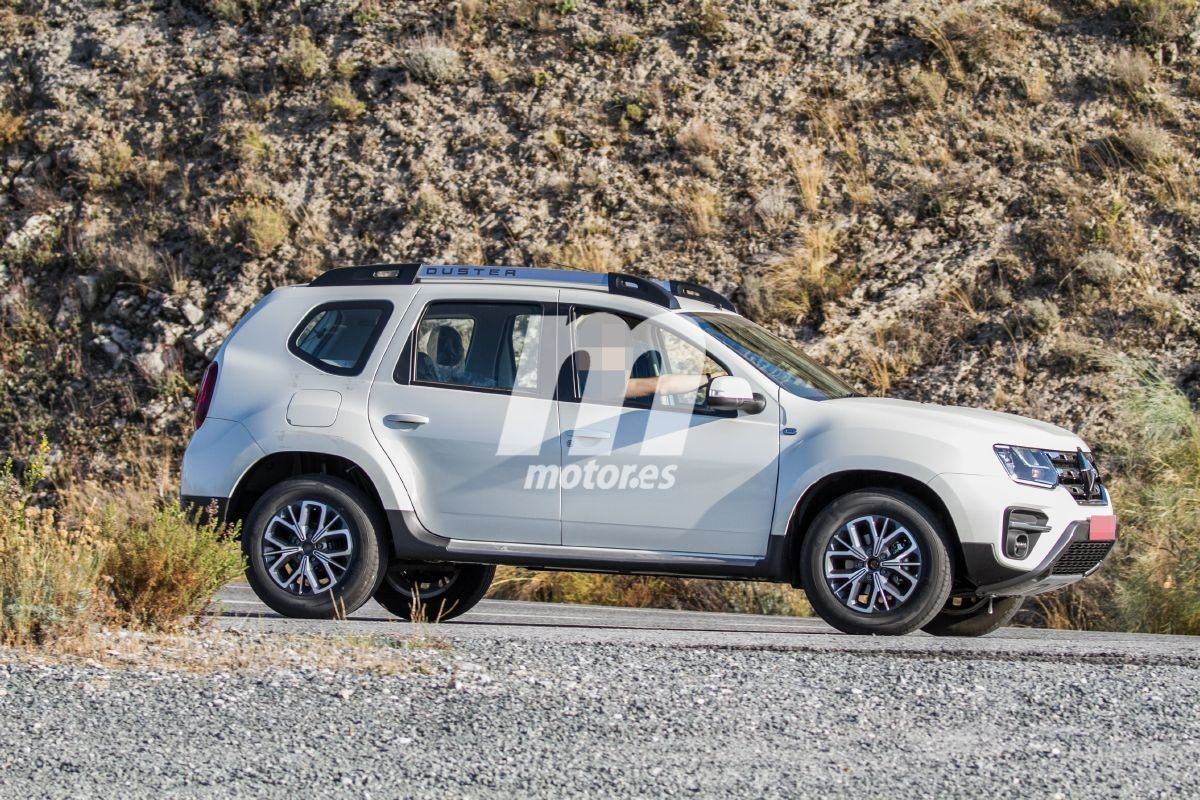 El nuevo Dacia Duster vendido en la India como Renault se deja ver en ...