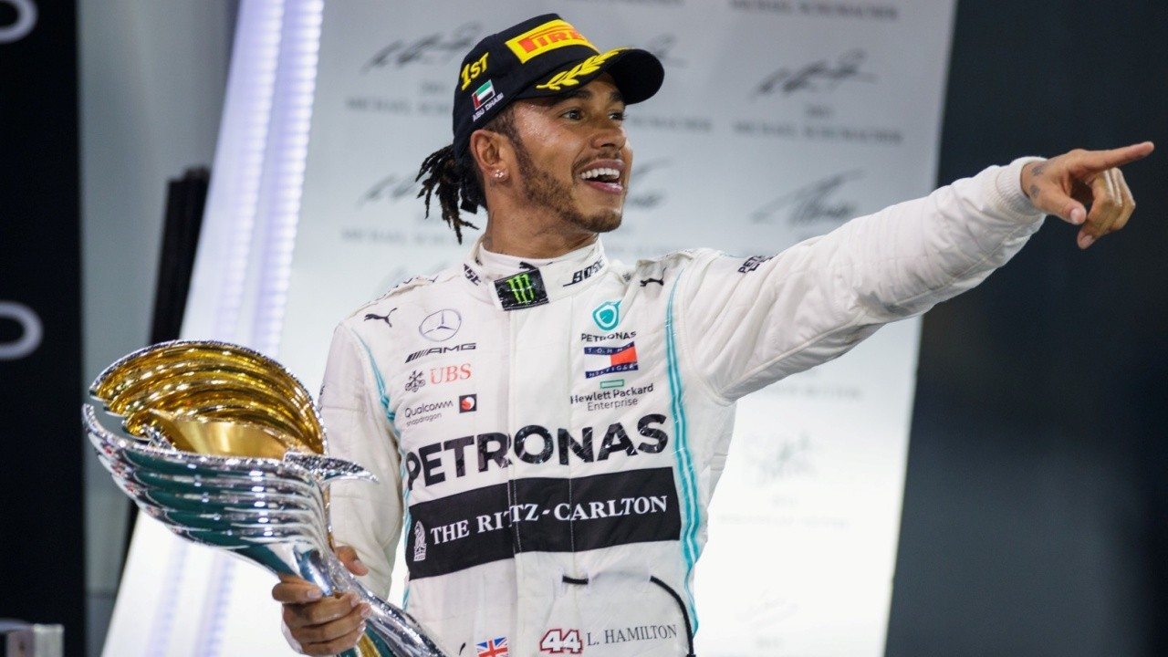 Carey, presidente de la F1: «Hamilton es increíble, espero que compita ...