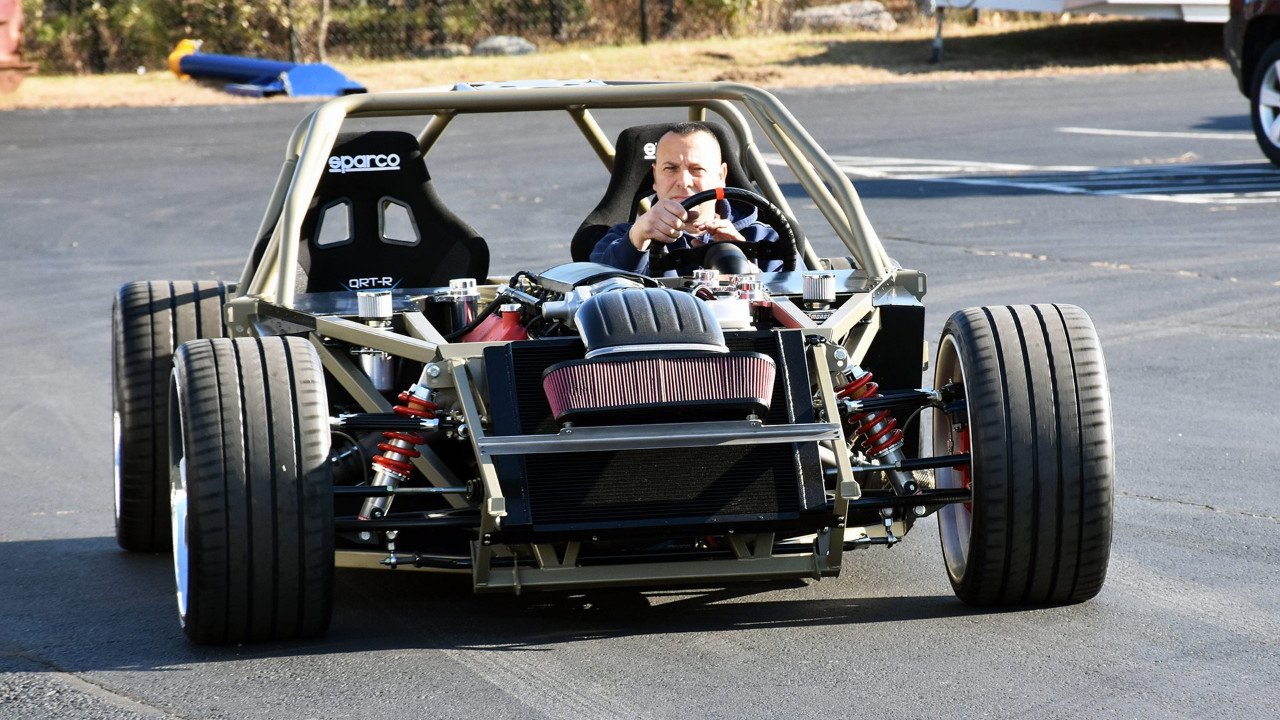 El Factory Five F9R es un monstruo para pista con un V12 de 9.5 litros ...