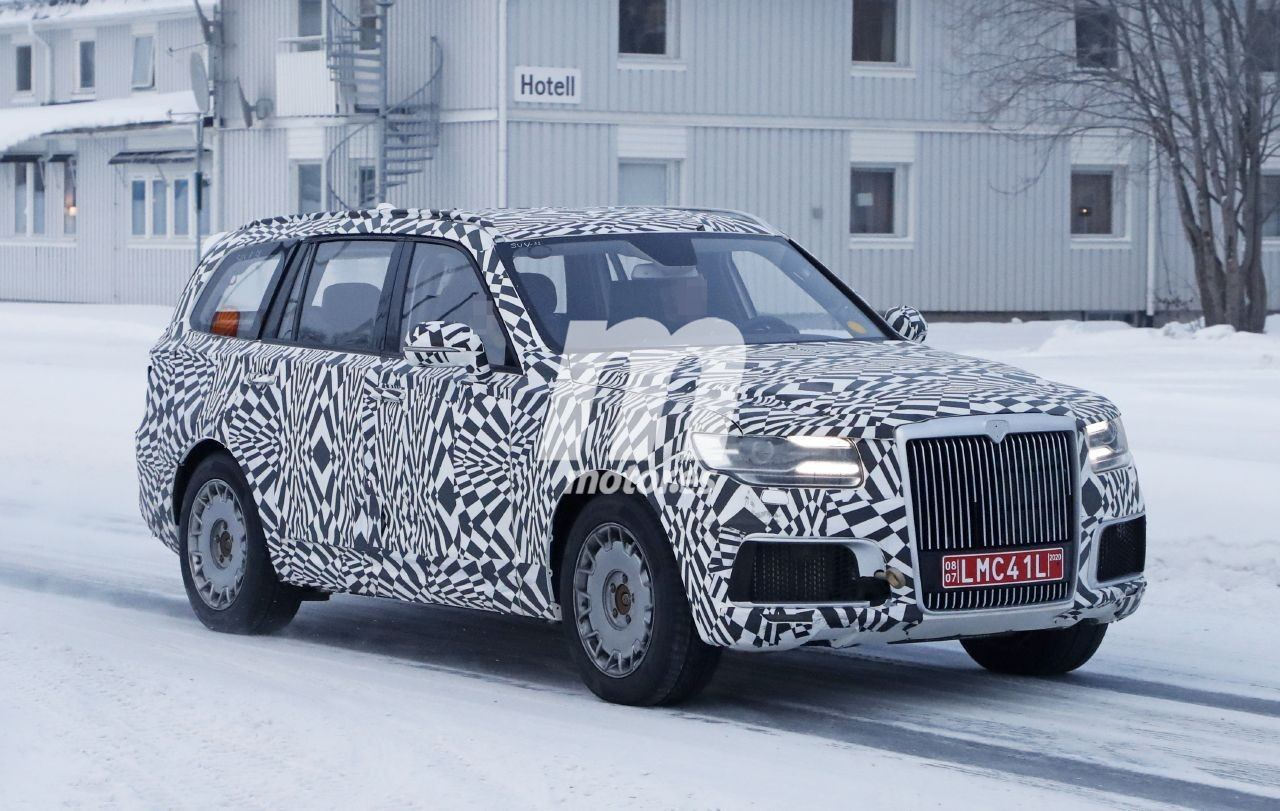 El nuevo Aurus Komendant comienza a rodar en las carreteras nevadas del ...