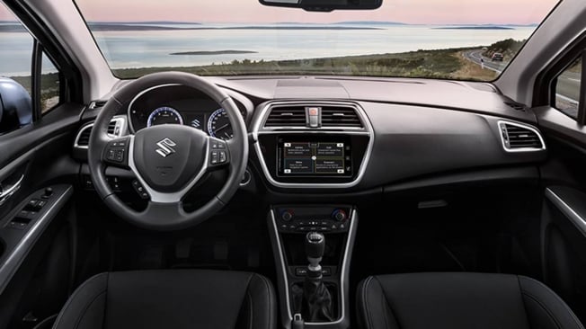 El Suzuki S-Cross se electrifica: estos son los precios de la versión ...