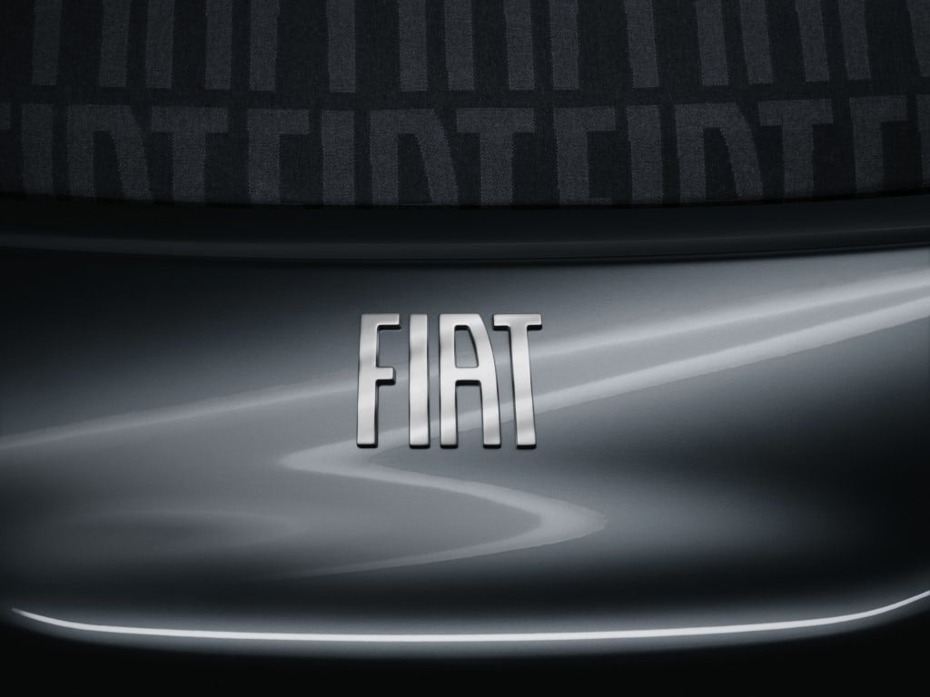 El nuevo emblema de Fiat reproduce el nombre de la firma con un diseño ...