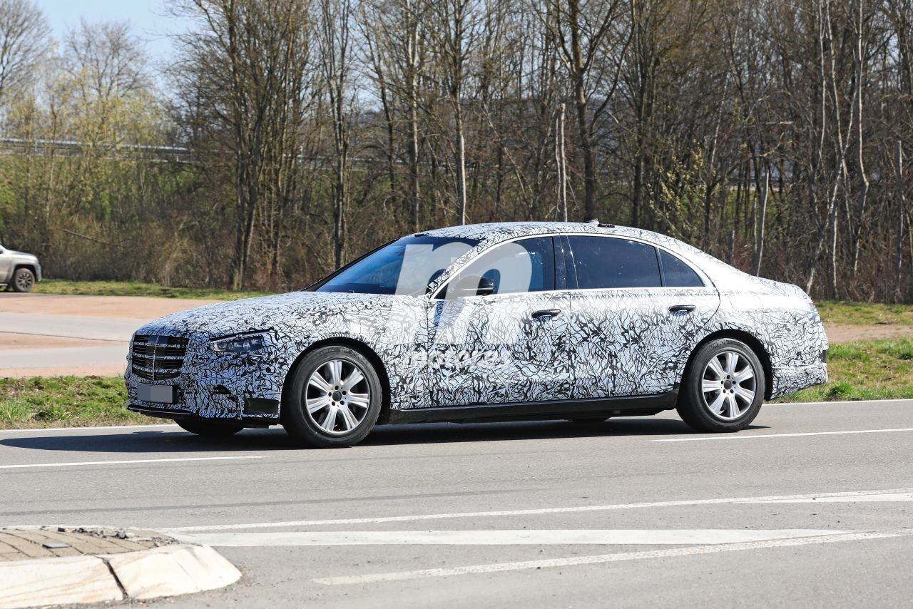 Cazada la nueva generación del Mercedes Clase S Guard, la versión blindada