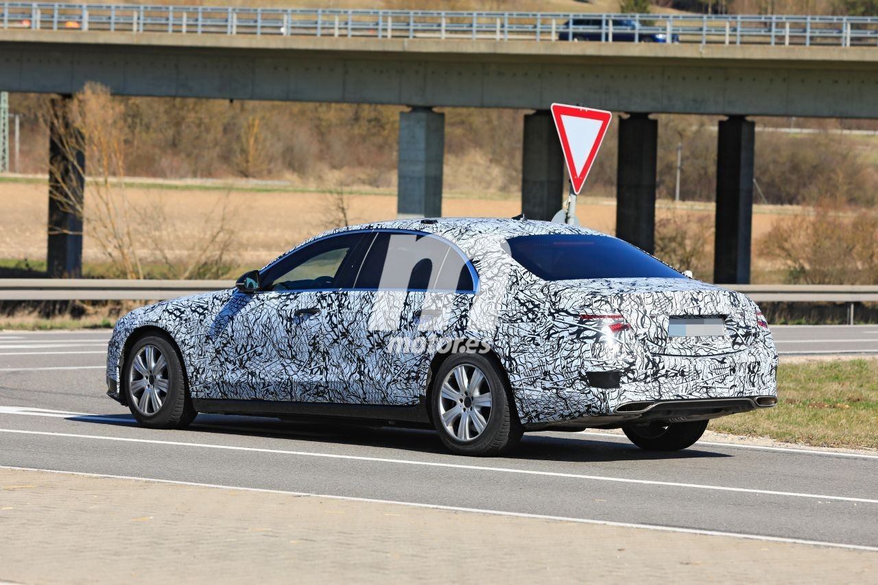 Cazada la nueva generación del Mercedes Clase S Guard, la versión blindada