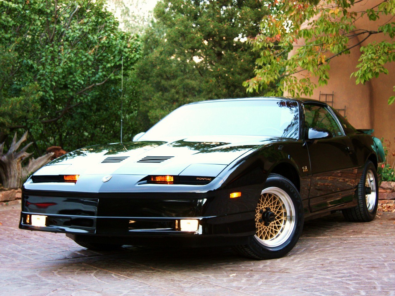 La historia del Pontiac Firebird