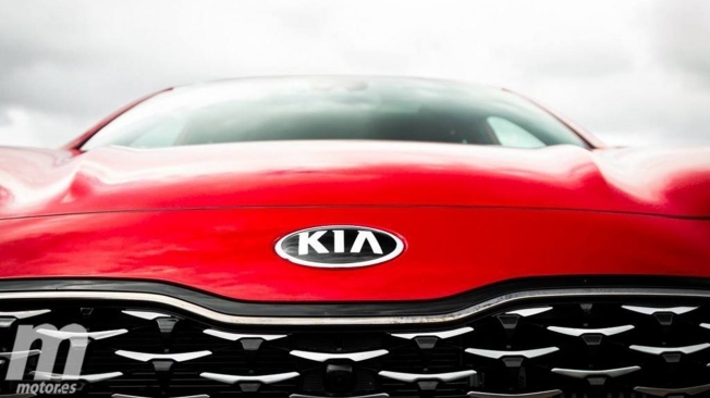 El nuevo logo de KIA, que será estrenado por el Cadenza, queda al ...