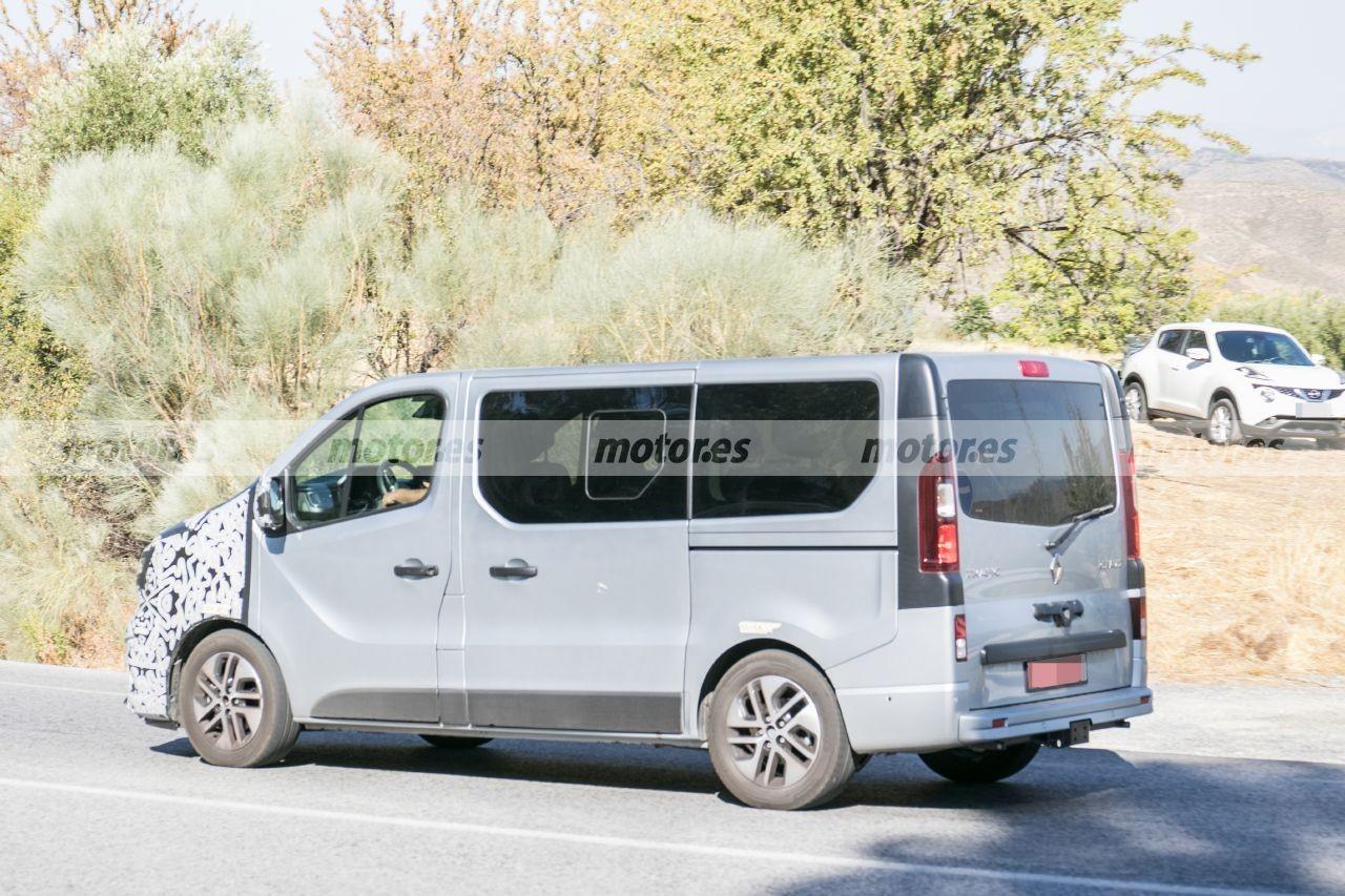 Renault Trafic 2022, la renovada furgoneta francesa se deja ver en el ...